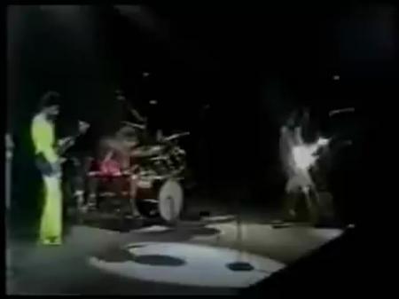 Whoo! Whoo! Whoo! Whoo! Whoo! Whoo! Oh, yeah! Coming up the stairs. The ...